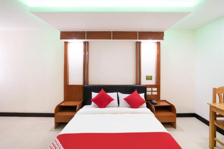 Oyo 195 Ranchotel - Binan - Binan
