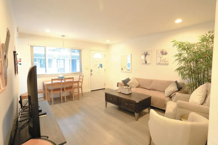 Silicon Valley Airbnb - Mountain View, CA