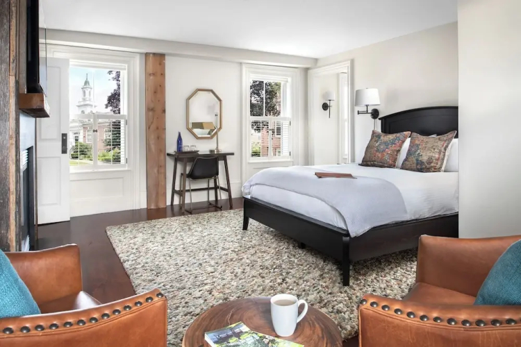 Pickering House - Wolfeboro, NH