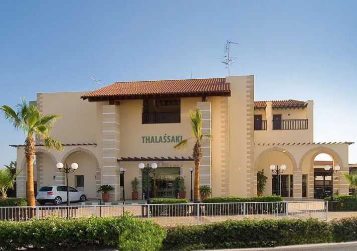 Ramada Hotel & Suites By Wyndham Ayia Napa - Ayia Napa