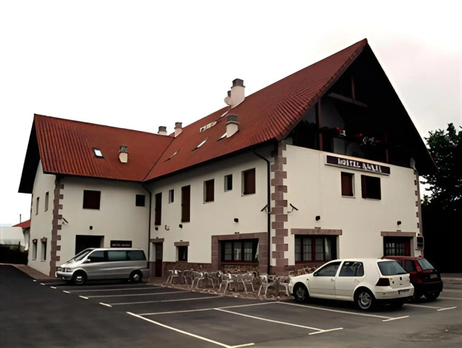 Hostal Y Albergue Haizea - Hostel - Pays basque français