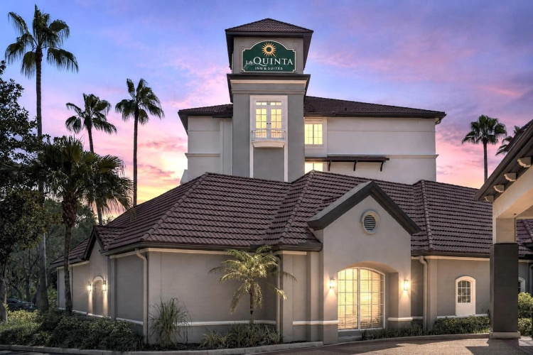 La Quinta Inn & Suites By Wyndham Tampa Brandon Regency Park - Tampa, FL