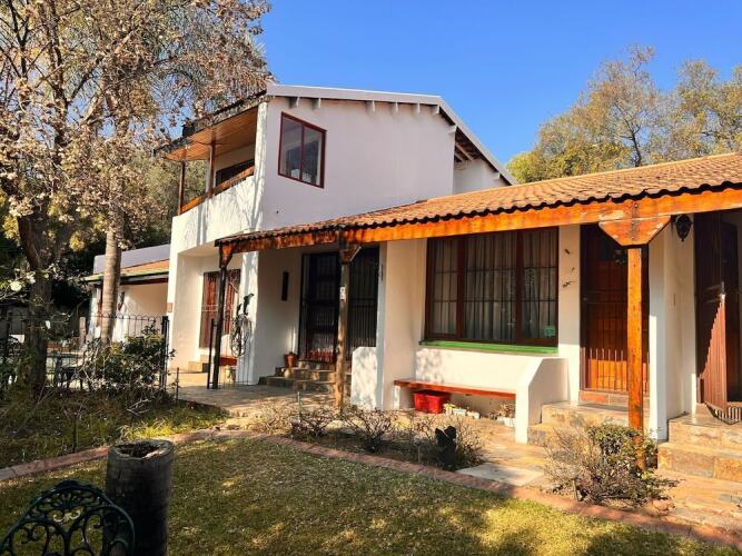 Guest House Oaktree - Midrand