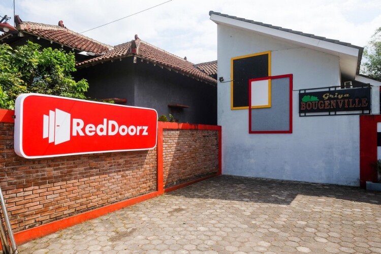 Reddoorz @ Griya Bougenville Magelang - Magelang