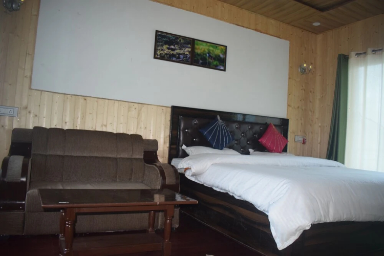 Chopta Himrab Resort - Uttarakhand