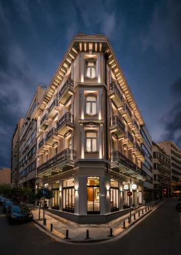 Praxitelous Luxury Suites - Athens
