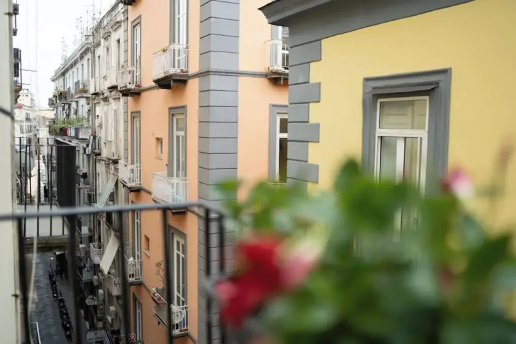 Monteroduni 22 - Chiaia Design Rooms - Nápoles