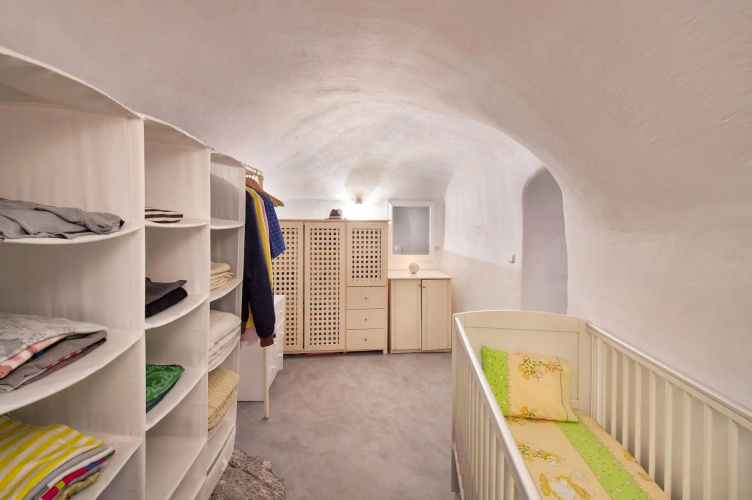 White Cave Private Villa - Santorini