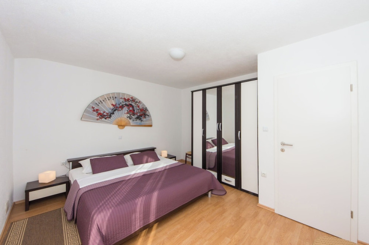 Apartment Yasmin - Selce