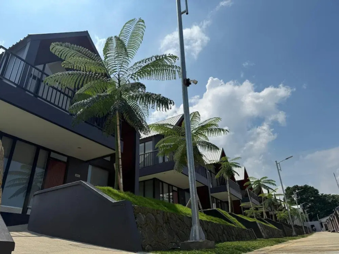 Wind Hill Mountain View Resort - Bogor