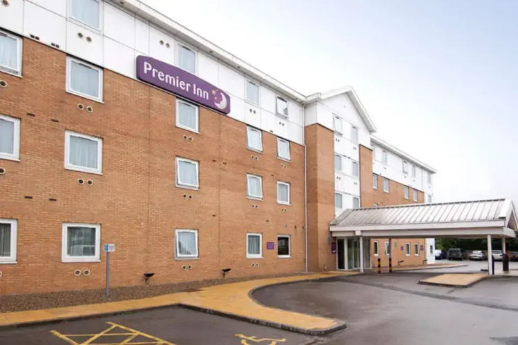 Premier Inn Leeds City West - Leeds