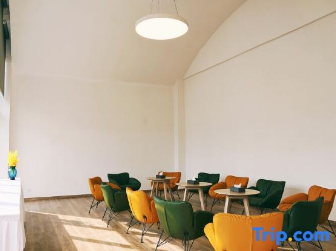 Shanghai Research Base - Shanghai