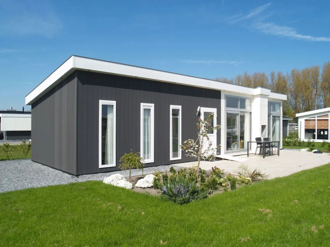 Modern Chalet With Combi-microwave - Brunssum