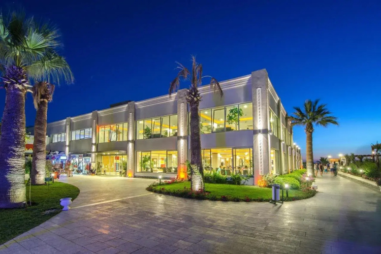 Palm Wings Beach Resort & Spa Kusadasi- All Inclusive - Aydın