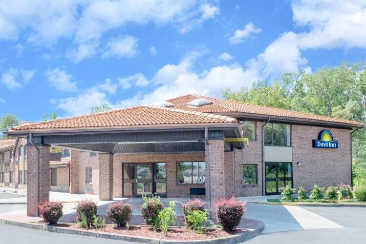 Days Inn By Wyndham Geneva/finger Lakes - Geneva, NY