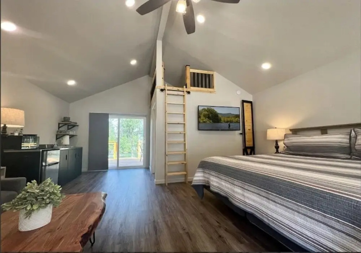 Rogue River Resort - Grants Pass, OR