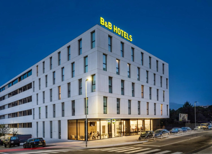 B And B Hotel Santo Tirso - Santo Tirso