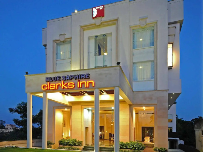 Blue Saphire Clarks Inn Haldwani - Haldwani