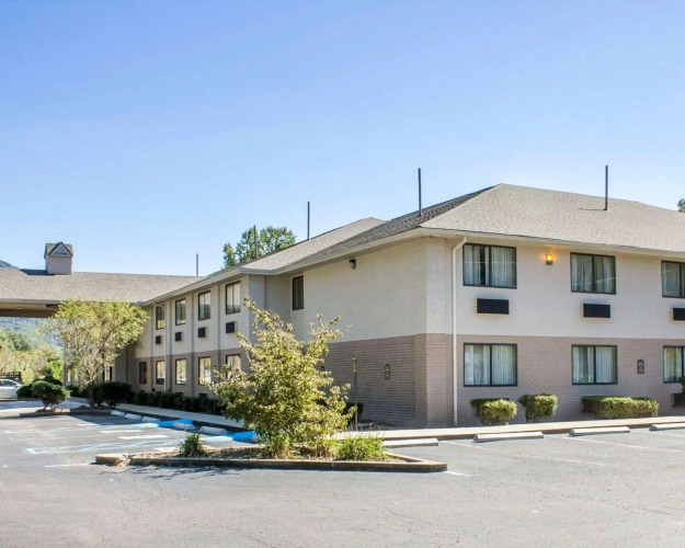Quality Inn - Ages, KY