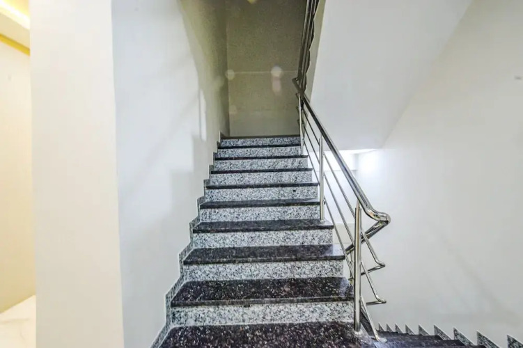 Fabhotel Ssr Ikon Suites - Hyderabad