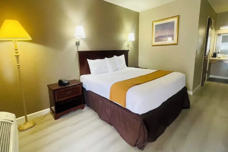 Rodeway Inn Jackson - Martell - Sutter Creek, CA