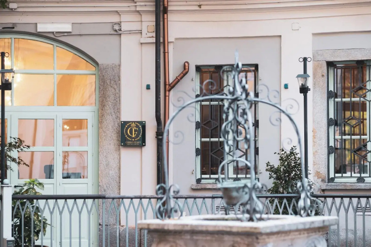 Carlo Felice Square Apt - Turin