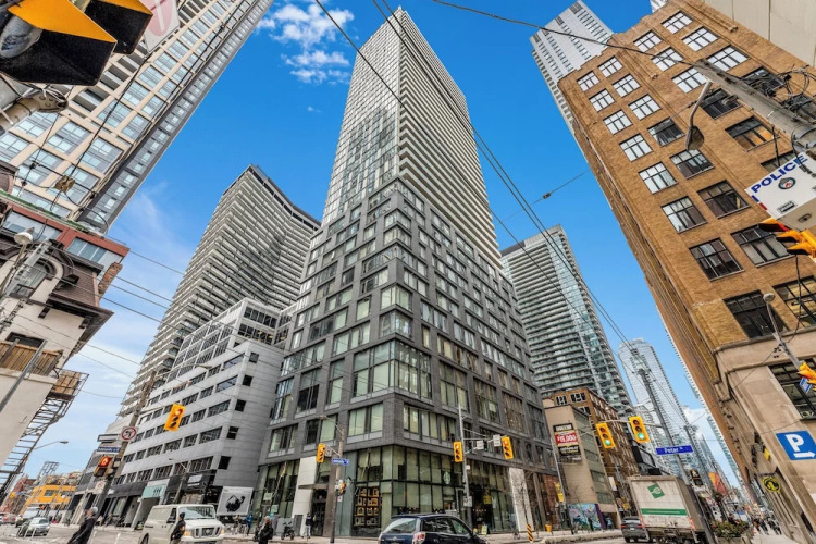 City Centre Suites - Mississauga