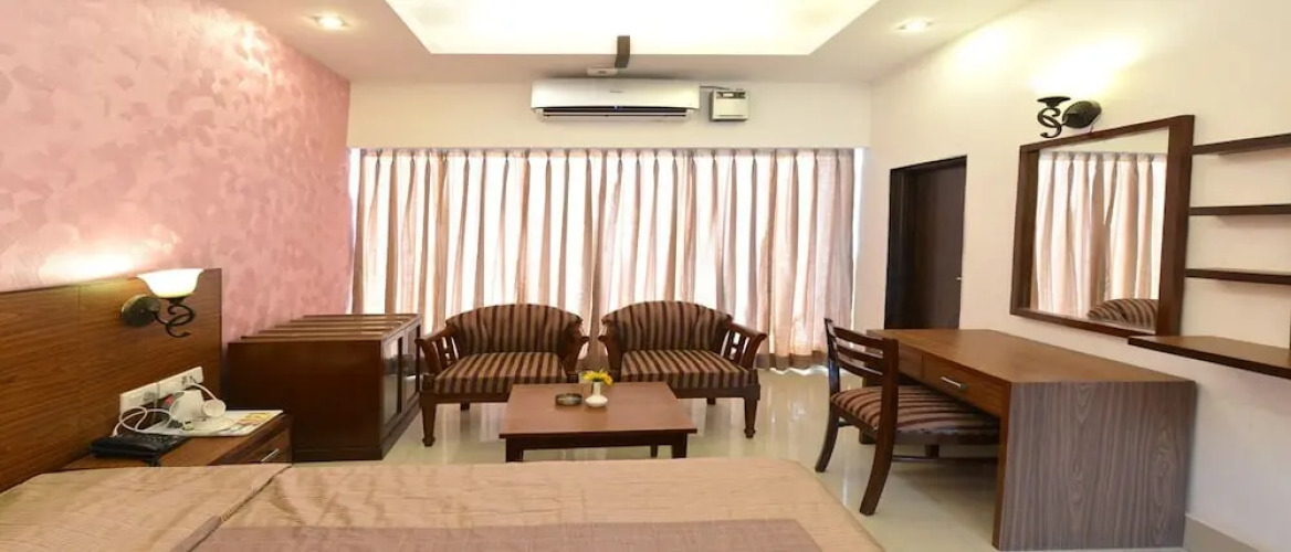 Lake View Huts And Resort - New Delhi