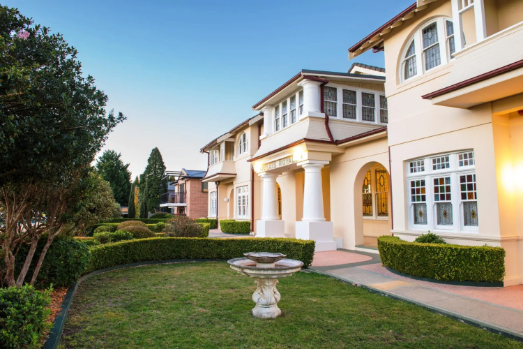 Palais Royale - Katoomba