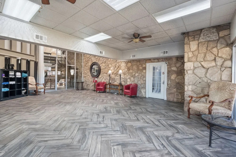 Southern Springs Extended Stay - Lubbock, TX