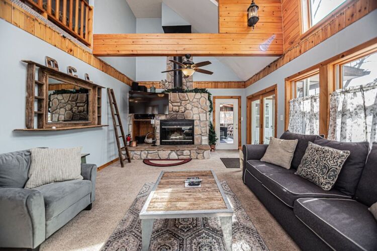 Sunkissed Lodge - Deep Creek Lake, MD