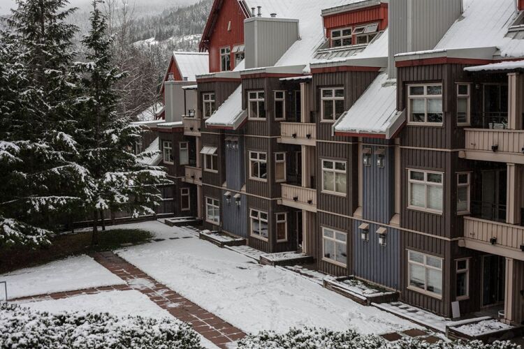 Lake Placid Lodge By Whiski Jack - Whistler