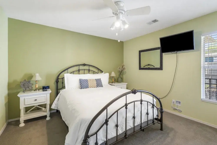 Garden View Escape - Resort Amenities - Ridgedale, MO