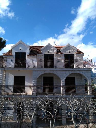 Apartments And Rooms Maganic - Okrug Gornji