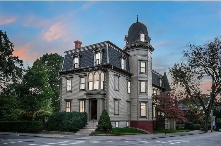 The Underwood-hale House - Rhode Island