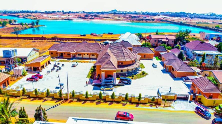 Mns Resort Rayfied - Jos