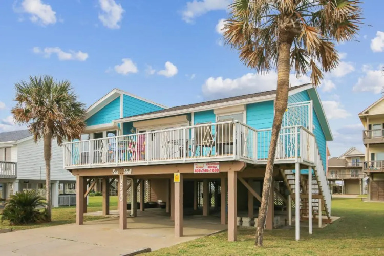 Beachfront Seashell - West Beach, TX