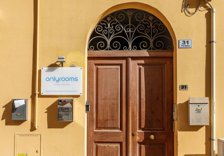 Onlyrooms I - Central & Quiet Area - Cagliari