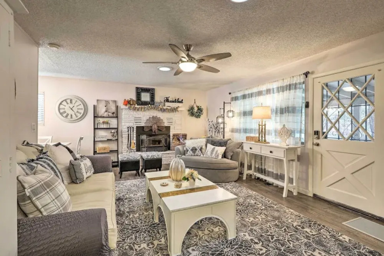 Renovated Cottage W/ Fire Pit In Munds Park! - Arizona