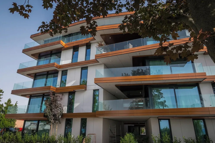 Bj81 Suite Hotel - Siófok
