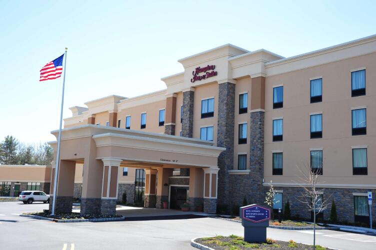 Hampton Inn & Suites Robbinsville - Princeton, NJ