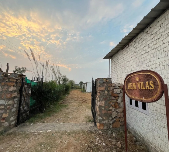 The Castle Crown Hem Vilas Resort - Sawai Madhopur