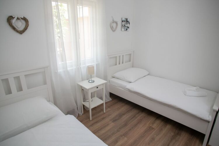 Villa Tina With Private Pool - Novalja