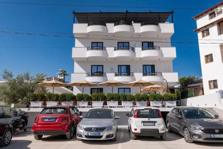 Monel Hotel - Ksamil