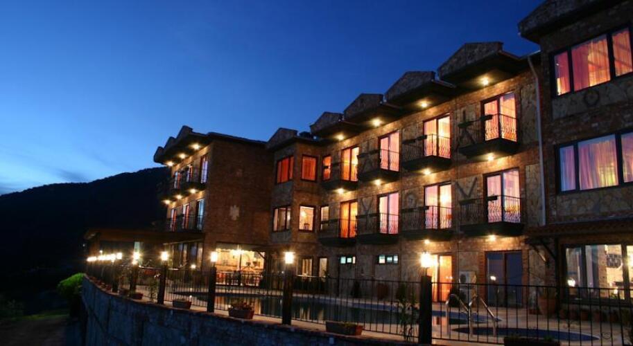 Papazlikhan Hotel - Altinoluk