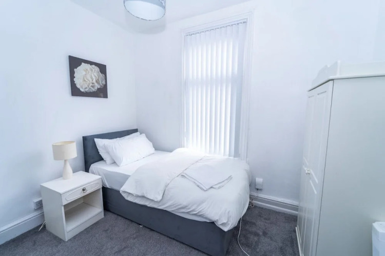 12 Guests - 5min City Centre - Pet Friendly - Leicester