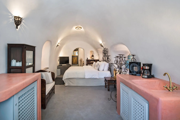 Dandy Cave Villa-private Luxurious Waterfall Pool - Hot Tub - Santorini