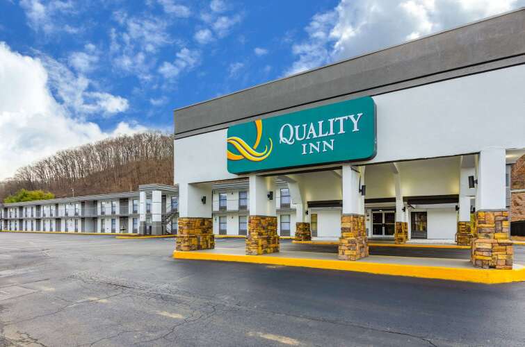 Quality Inn - 브리스톨