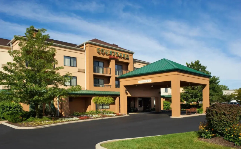 Courtyard Toledo Maumee/arrowhead - Toledo, OH