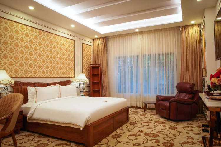 Royal Swiss Lahore - Lahor